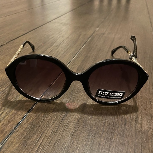 Steve Madden | Accessories | Steve Madden Sunglasses Nwt | Poshmark